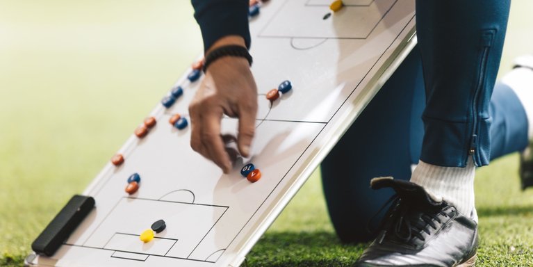 Como se tornar um olheiro de futebol? | Universidade Europeia